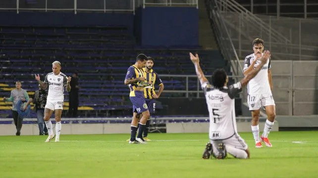 Barracas sorprendió y le ganó a Roario Central con un golazo para el puskas